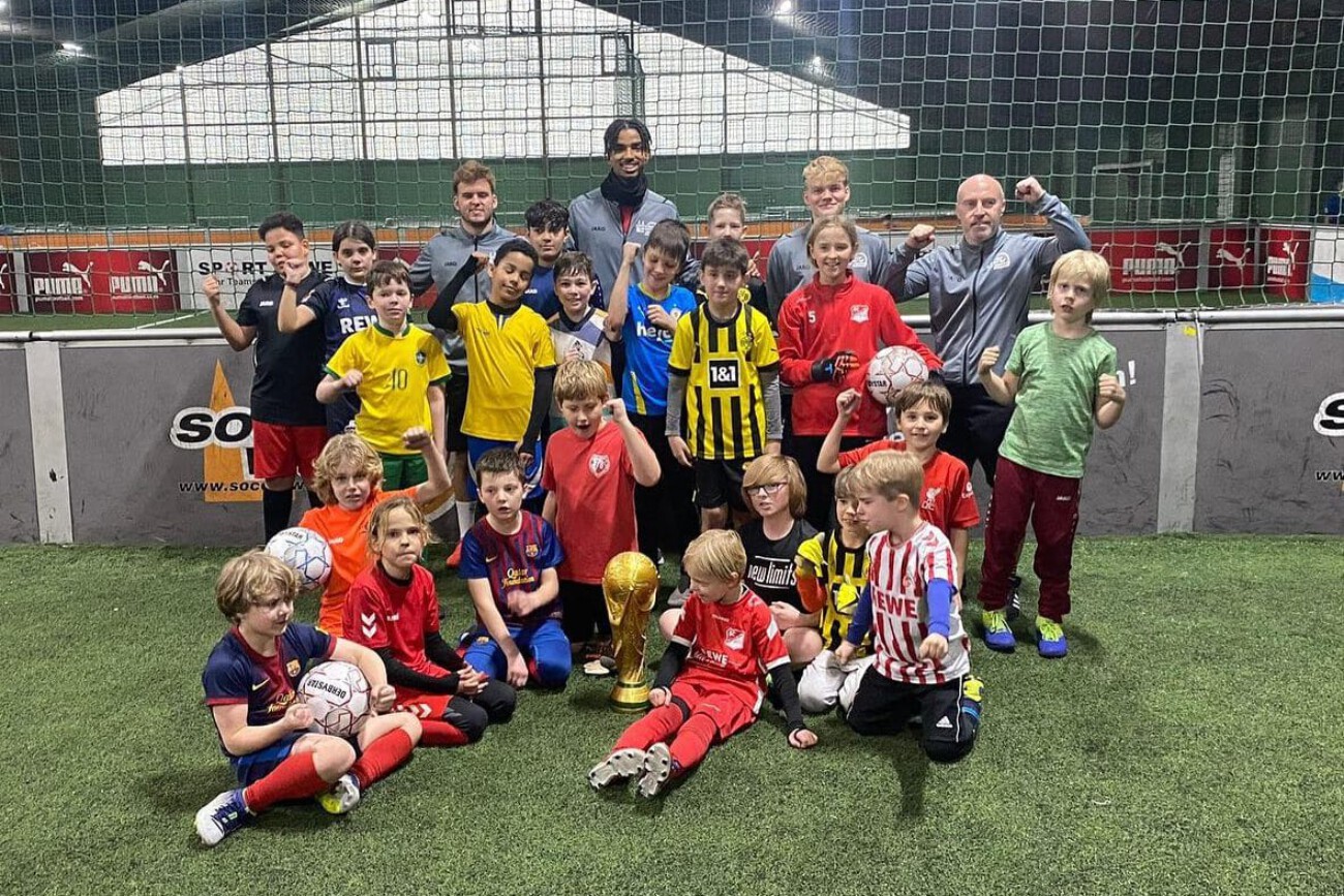 ACADEMY - SOCCERWORLD KOELN